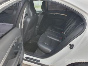 White Volvo S80 2010 in Daugavpils, with an engine capacity of 2.40 L and mileage of 0 thousand km for 4800 €, photo 23 on AUTOMOTO.COM.LV