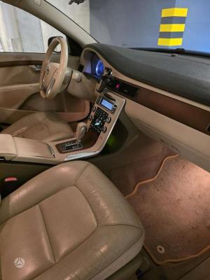 White Volvo S80 2010 in Vilnius, with an engine capacity of 3.19 L and mileage of 320 thousand km for 3000 €, photo 12 on AUTOMOTO.COM.LV