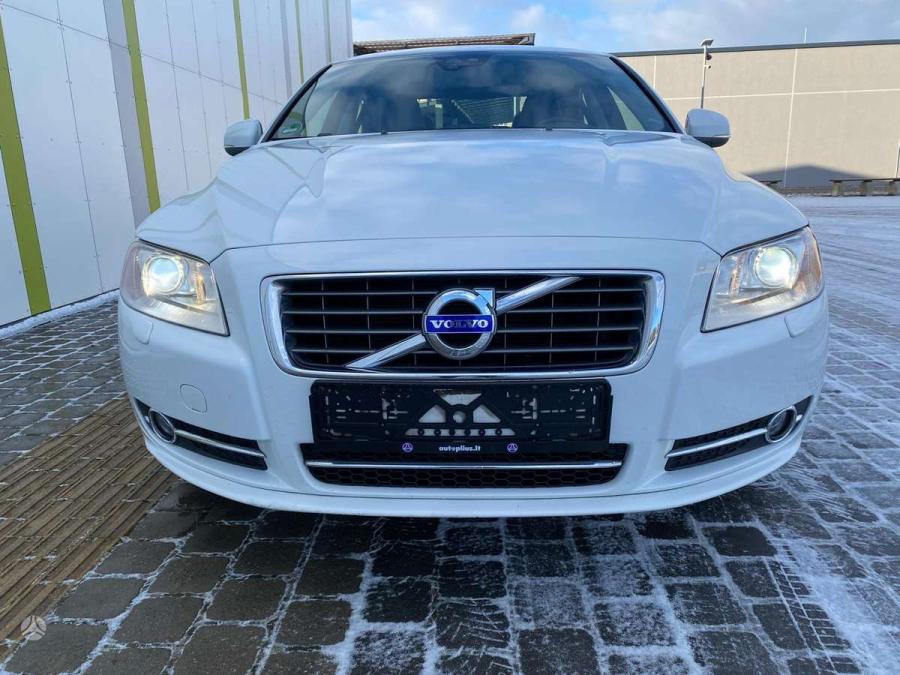 Balts Volvo S80 2011 Raseiniai, ar dzinēja tilpumu 1.60 L un nobraukumu 265 tūkst. km par 5700 €, foto 2 vietnē AUTOMOTO.COM.LV
