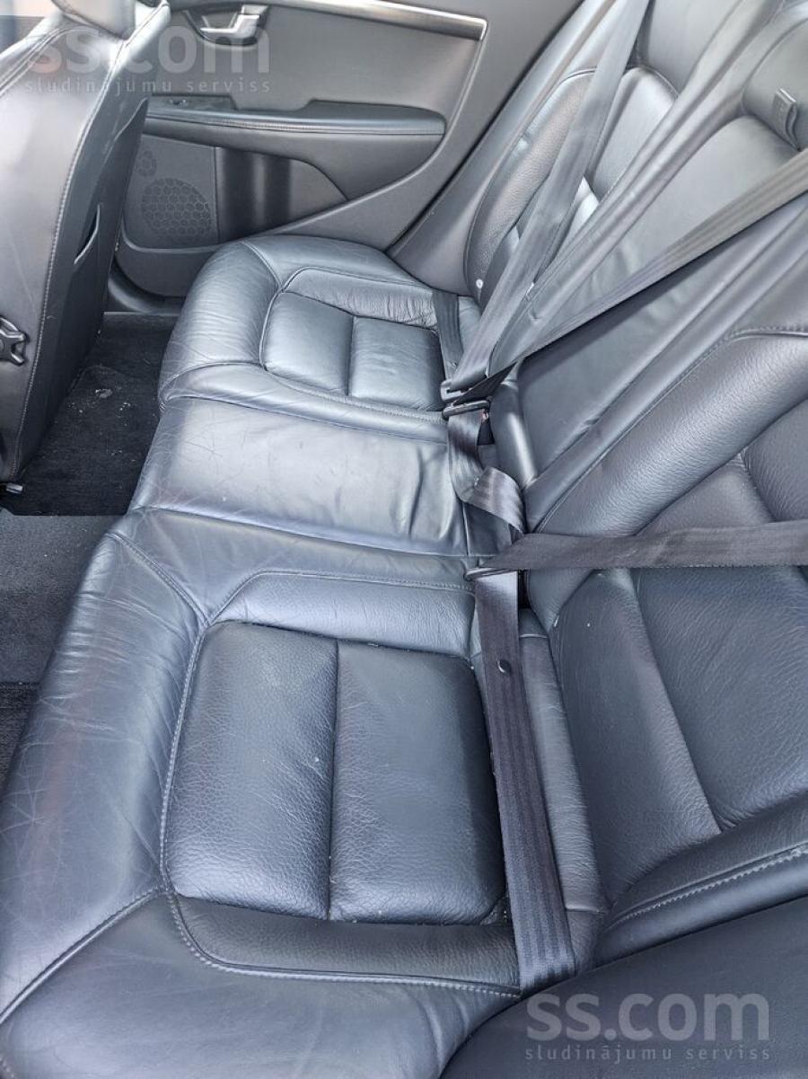 Белый Вольво С80 2011 в Елгава, объемом двигателя 2.40 л и пробегом 294 тыс. км за 6500 €, фото 7 на AUTOMOTO.COM.LV