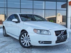 White Volvo S80 2012 in Vilnius, with an engine capacity of 2.00 L and mileage of 300 thousand km for 6450 €, photo 15 on AUTOMOTO.COM.LV