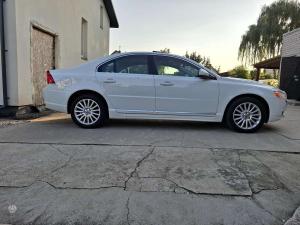 Balts Volvo S80 2012 Jonava, ar dzinēja tilpumu 3.19 L un nobraukumu 221 tūkst. km par 4150 €, foto  vietnē AUTOMOTO.COM.LV