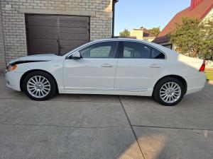 White Volvo S80 2012 in Jonava, with an engine capacity of 3.19 L and mileage of 221 thousand km for 4150 €, photo 6 on AUTOMOTO.COM.LV