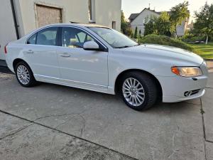 White Volvo S80 2012 in Jonava, with an engine capacity of 3.19 L and mileage of 221 thousand km for 4150 €, photo 18 on AUTOMOTO.COM.LV