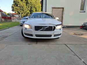 White Volvo S80 2012 in Jonava, with an engine capacity of 3.19 L and mileage of 221 thousand km for 4150 €, photo 19 on AUTOMOTO.COM.LV