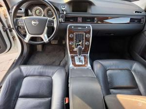 White Volvo S80 2012 in Jonava, with an engine capacity of 3.19 L and mileage of 221 thousand km for 4150 €, photo 25 on AUTOMOTO.COM.LV