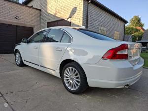 White Volvo S80 2012 in Jonava, with an engine capacity of 3.19 L and mileage of 221 thousand km for 4150 €, photo 55 on AUTOMOTO.COM.LV