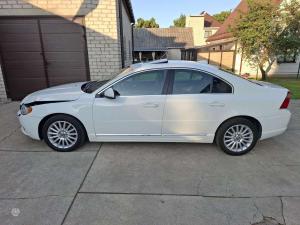 White Volvo S80 2012 in Jonava, with an engine capacity of 3.19 L and mileage of 221 thousand km for 4150 €, photo 57 on AUTOMOTO.COM.LV