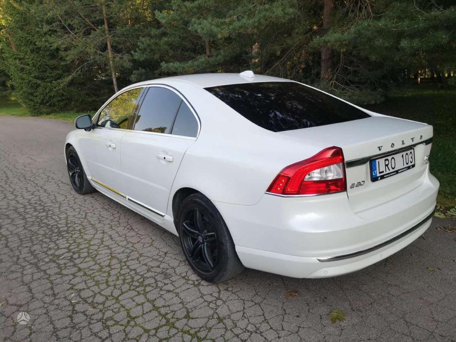 Balts Volvo S80 2015 Šauļi, ar dzinēja tilpumu 1.56 L un nobraukumu 166 tūkst. km par 10300 €, foto 6 vietnē AUTOMOTO.COM.LV