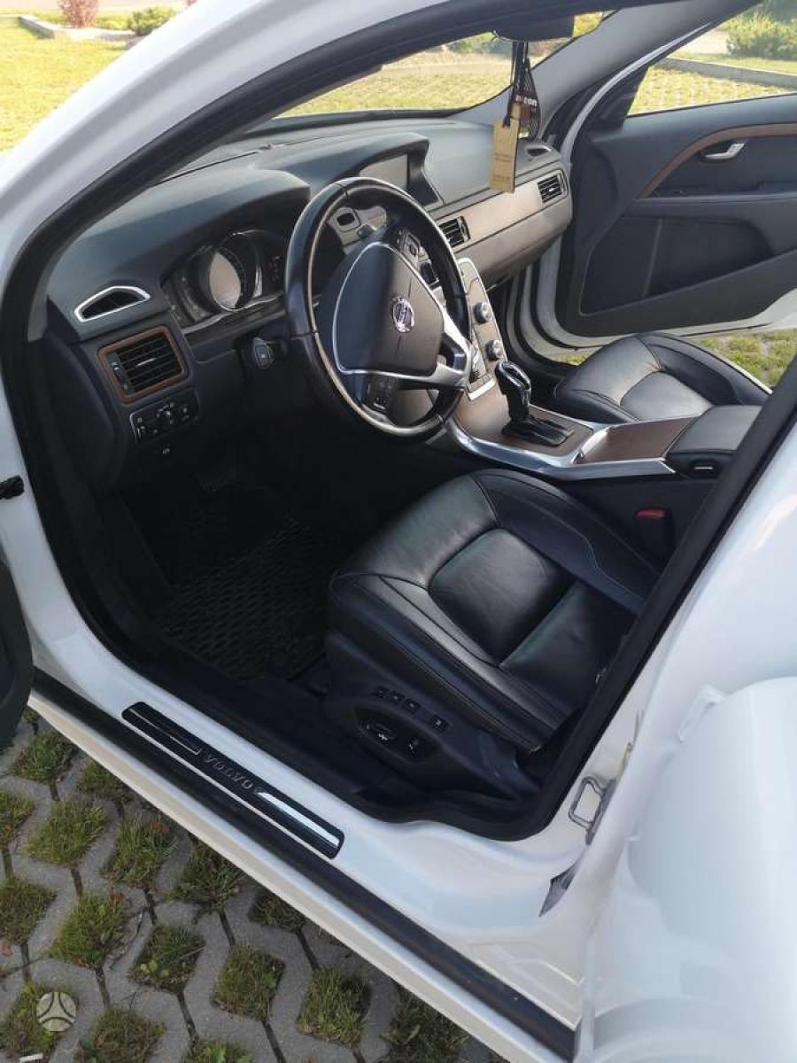 Balts Volvo S80 2015 Šauļi, ar dzinēja tilpumu 1.56 L un nobraukumu 166 tūkst. km par 10300 €, foto 22 vietnē AUTOMOTO.COM.LV