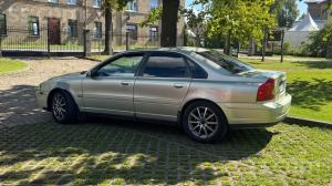 Dzeltens Volvo S80 2005 Jelgava, ar dzinēja tilpumu 2.40 L un nobraukumu 368 tūkst. km par 1100 €, foto 5 vietnē AUTOMOTO.COM.LV