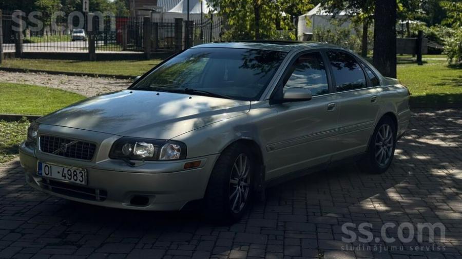 Dzeltens Volvo S80 2005 Jelgava, ar dzinēja tilpumu 2.40 L un nobraukumu 368 tūkst. km par 1100 €, foto 6 vietnē AUTOMOTO.COM.LV