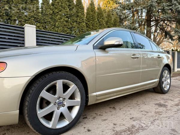 Dzeltens Volvo S80 2006 Rīga, ar dzinēja tilpumu 2.40 L un nobraukumu 354 tūkst. km par 2890 €, foto 4 vietnē AUTOMOTO.COM.LV