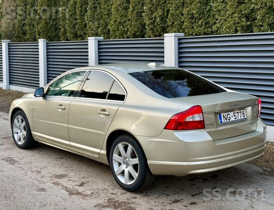 Dzeltens Volvo S80 2006 Rīga, ar dzinēja tilpumu 2.40 L un nobraukumu 354 tūkst. km par 2890 €, foto 7 vietnē AUTOMOTO.COM.LV