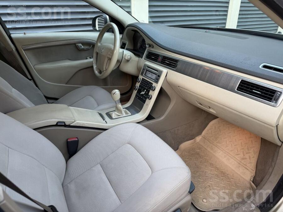 Dzeltens Volvo S80 2006 Rīga, ar dzinēja tilpumu 2.40 L un nobraukumu 354 tūkst. km par 2890 €, foto 14 vietnē AUTOMOTO.COM.LV