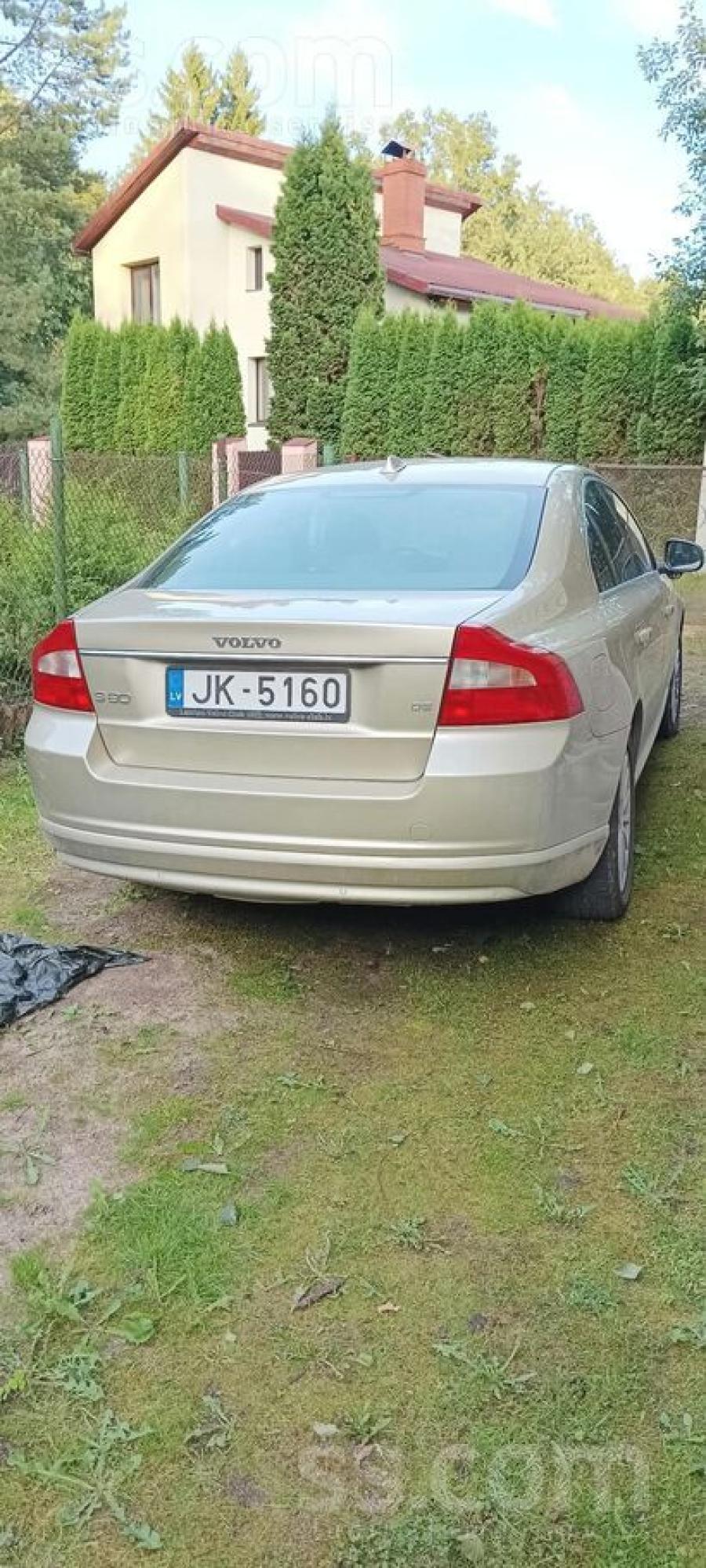 Yellow Volvo S80 2006 in Riga, with an engine capacity of 2.40 L and mileage of 267 thousand km for 4300 €, photo 4 on AUTOMOTO.COM.LV