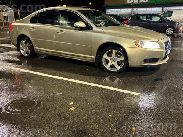 Желтый Вольво С80 2007 в Рига, объемом двигателя 2.40 л и пробегом 370 тыс. км за 3200 €, фото 4 на AUTOMOTO.COM.LV