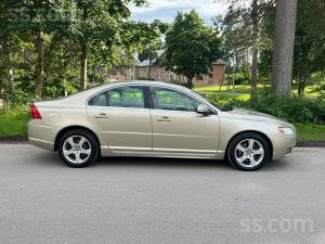 Yellow Volvo S80 2007 in Riga, with an engine capacity of 2.40 L and mileage of 0 thousand km for 3599 €, photo 7 on AUTOMOTO.COM.LV