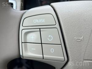 Yellow Volvo S80 2007 in Riga, with an engine capacity of 2.40 L and mileage of 0 thousand km for 3599 €, photo 15 on AUTOMOTO.COM.LV