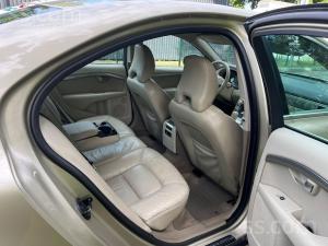 Yellow Volvo S80 2007 in Riga, with an engine capacity of 2.40 L and mileage of 0 thousand km for 3599 €, photo 23 on AUTOMOTO.COM.LV