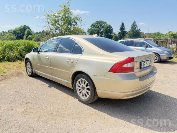 Dzeltens Volvo S80 2007 Balvi, ar dzinēja tilpumu 2.40 L un nobraukumu 412 tūkst. km par 3500 €, foto 5 vietnē AUTOMOTO.COM.LV
