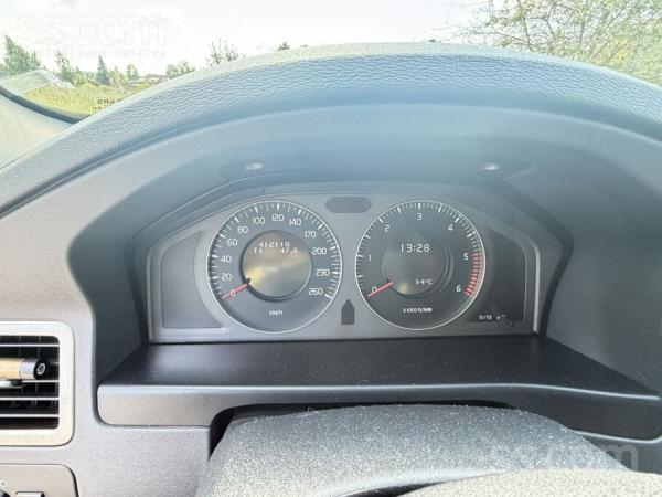 Dzeltens Volvo S80 2007 Balvi, ar dzinēja tilpumu 2.40 L un nobraukumu 412 tūkst. km par 3500 €, foto 10 vietnē AUTOMOTO.COM.LV