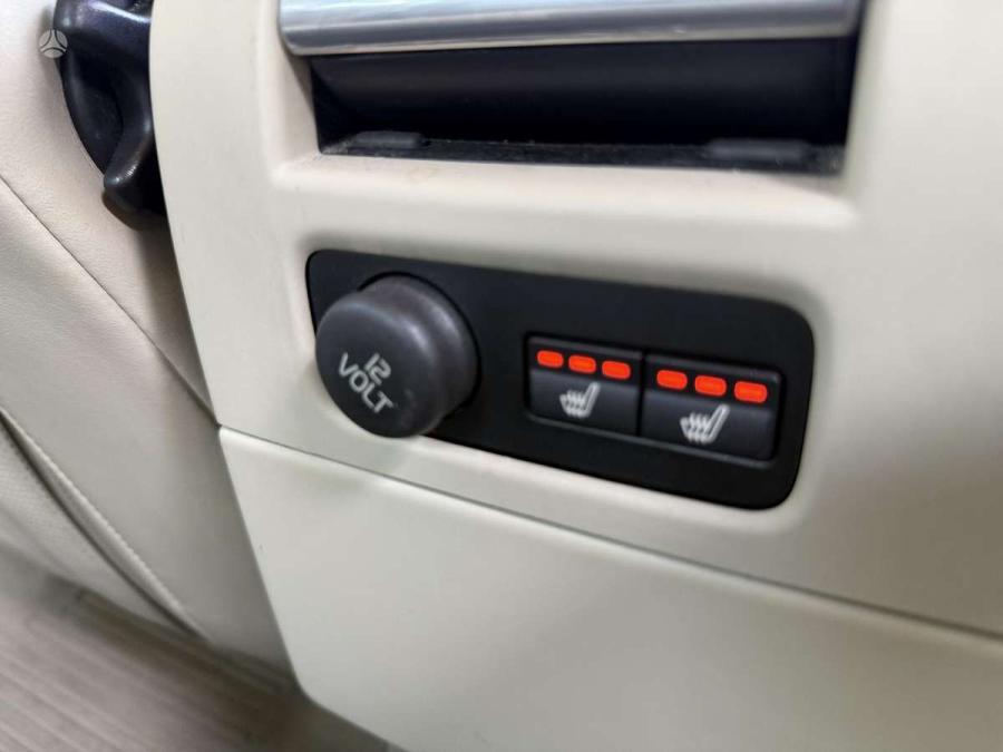 Dzeltens Volvo S80 2007 Viļņa, ar dzinēja tilpumu 3.20 L un nobraukumu 300 tūkst. km par 3500 €, foto 8 vietnē AUTOMOTO.COM.LV