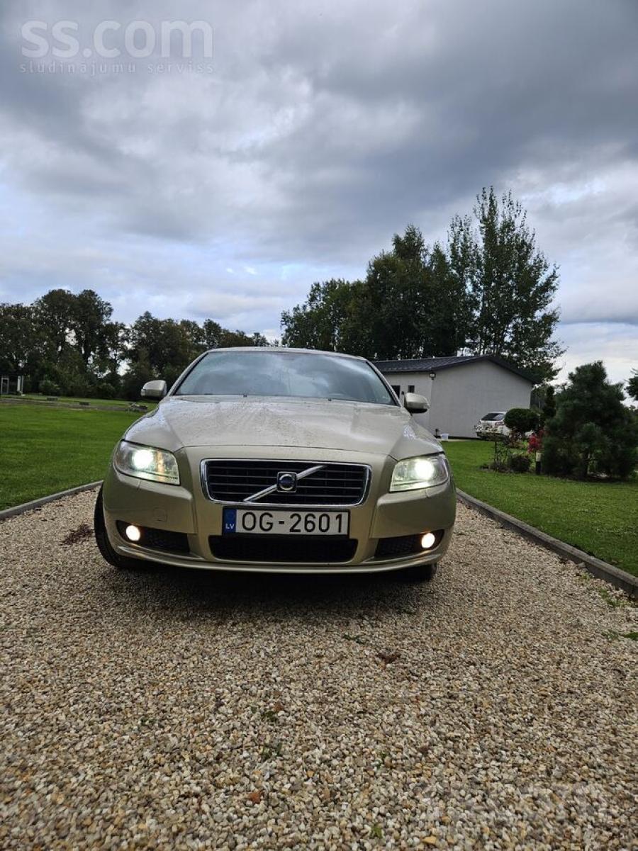 Dzeltens Volvo S80 2007 Rīga, ar dzinēja tilpumu 2.40 L un nobraukumu 379 tūkst. km par 3500 €, foto 4 vietnē AUTOMOTO.COM.LV