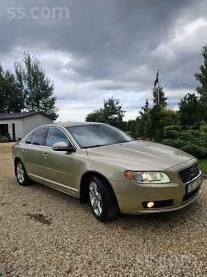 Dzeltens Volvo S80 2007 Rīga, ar dzinēja tilpumu 2.40 L un nobraukumu 379 tūkst. km par 3500 €, foto 6 vietnē AUTOMOTO.COM.LV