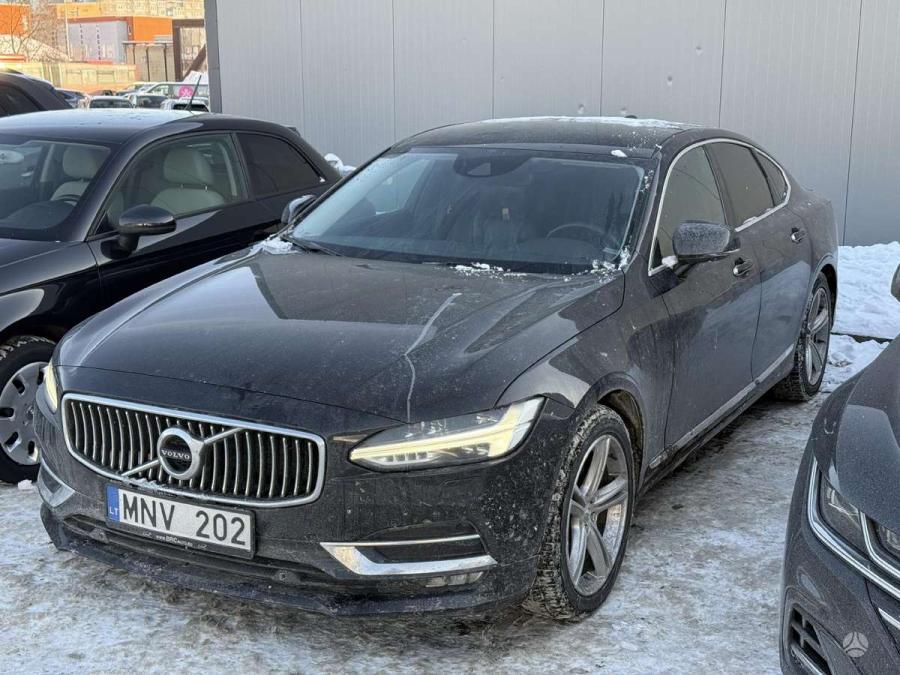 Melns Volvo S90 2016 Viļņa, ar dzinēja tilpumu 1.97 L un nobraukumu 370 tūkst. km par 13500 €, foto 1 vietnē AUTOMOTO.COM.LV
