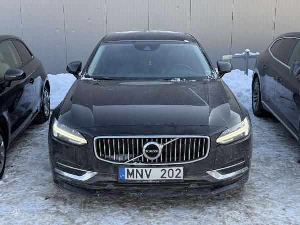 Melns Volvo S90 2016 Viļņa, ar dzinēja tilpumu 1.97 L un nobraukumu 370 tūkst. km par 13500 €, foto 2 vietnē AUTOMOTO.COM.LV