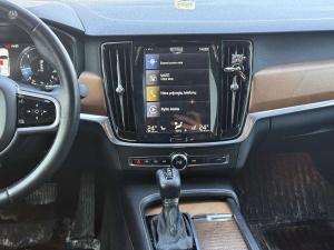 Melns Volvo S90 2016 Viļņa, ar dzinēja tilpumu 1.97 L un nobraukumu 370 tūkst. km par 13500 €, foto 8 vietnē AUTOMOTO.COM.LV