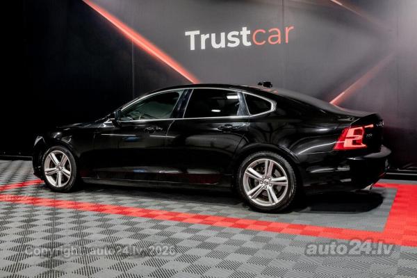 Melns Volvo S90 2016 Pērnava, ar dzinēja tilpumu 2.00 L un nobraukumu 207 tūkst. km par 15500 €, foto 7 vietnē AUTOMOTO.COM.LV