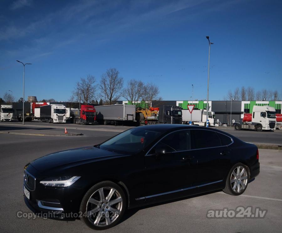 Black Volvo S90 2016 in Tallinn, with an engine capacity of 2.00 L and mileage of 277 thousand km for 15800 €, photo 4 on AUTOMOTO.COM.LV