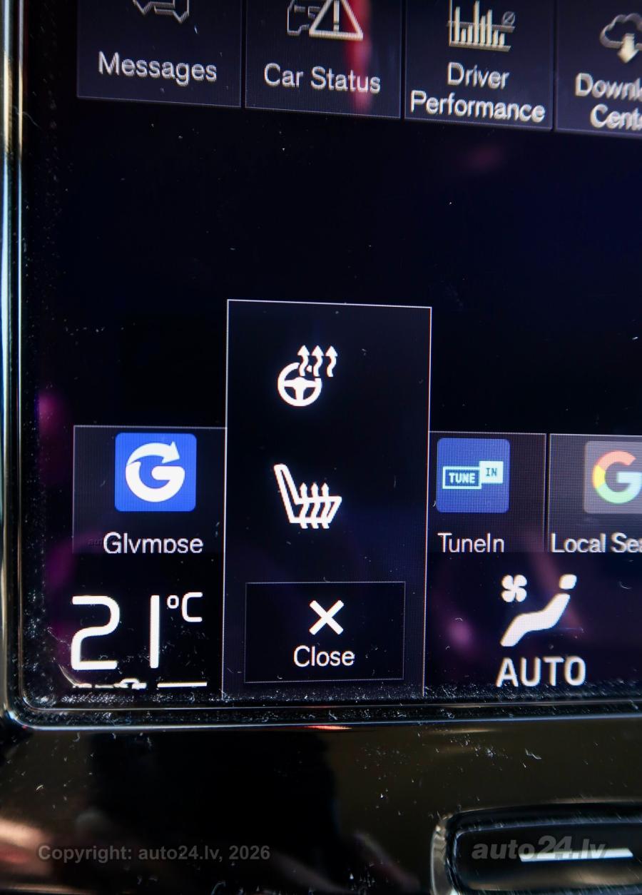 Black Volvo S90 2016 in Tallinn, with an engine capacity of 2.00 L and mileage of 277 thousand km for 15800 €, photo 16 on AUTOMOTO.COM.LV