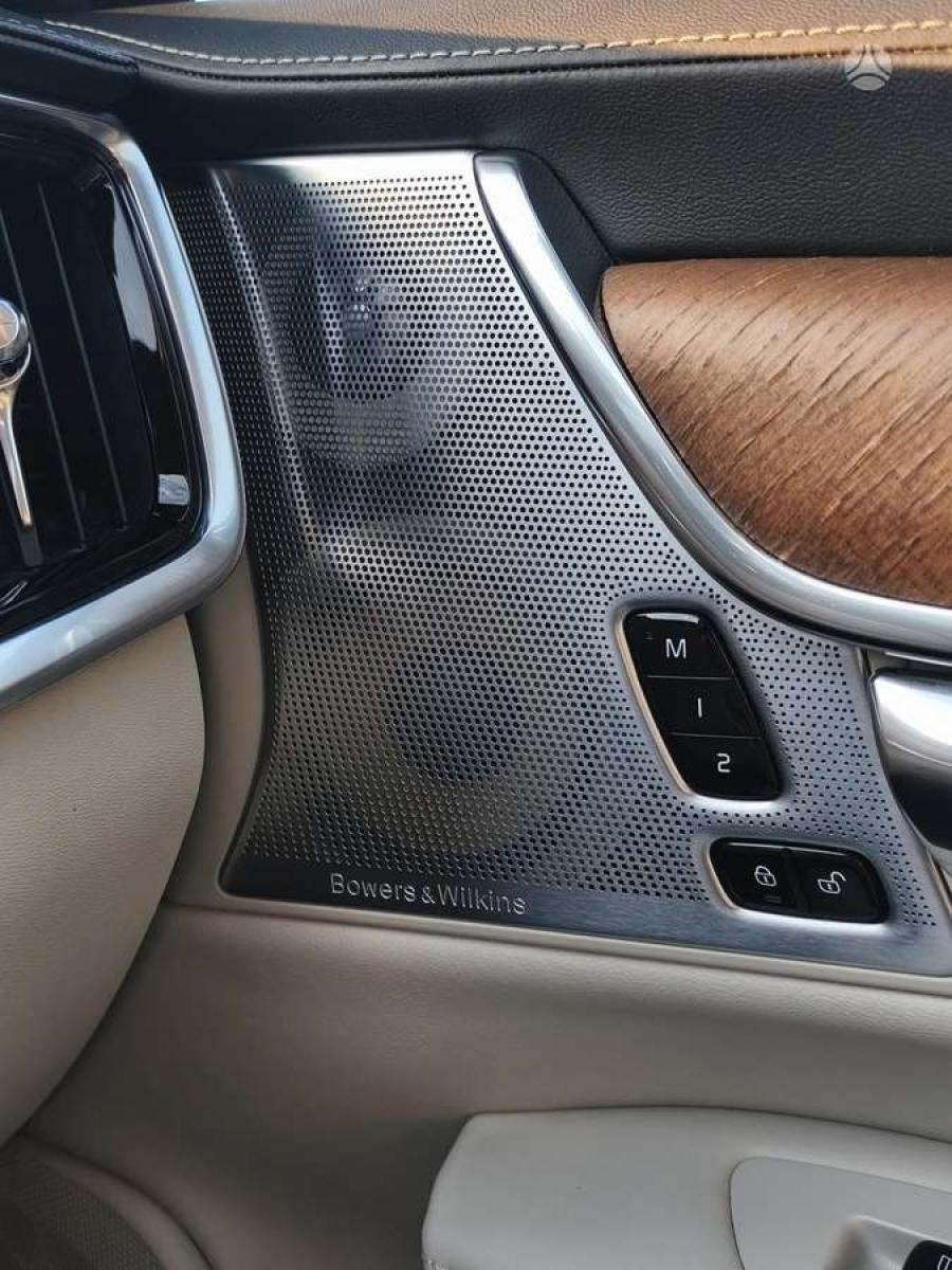 Melns Volvo S90 2016 Viļņa, ar dzinēja tilpumu 2.00 L un nobraukumu 170 tūkst. km par 21000 €, foto 6 vietnē AUTOMOTO.COM.LV