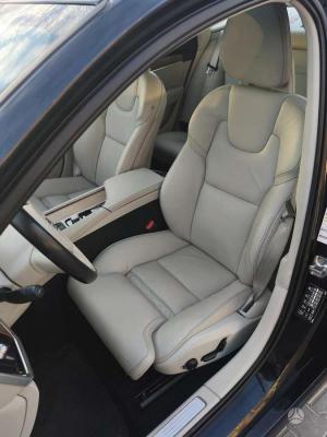 Melns Volvo S90 2016 Viļņa, ar dzinēja tilpumu 2.00 L un nobraukumu 170 tūkst. km par 21000 €, foto 27 vietnē AUTOMOTO.COM.LV