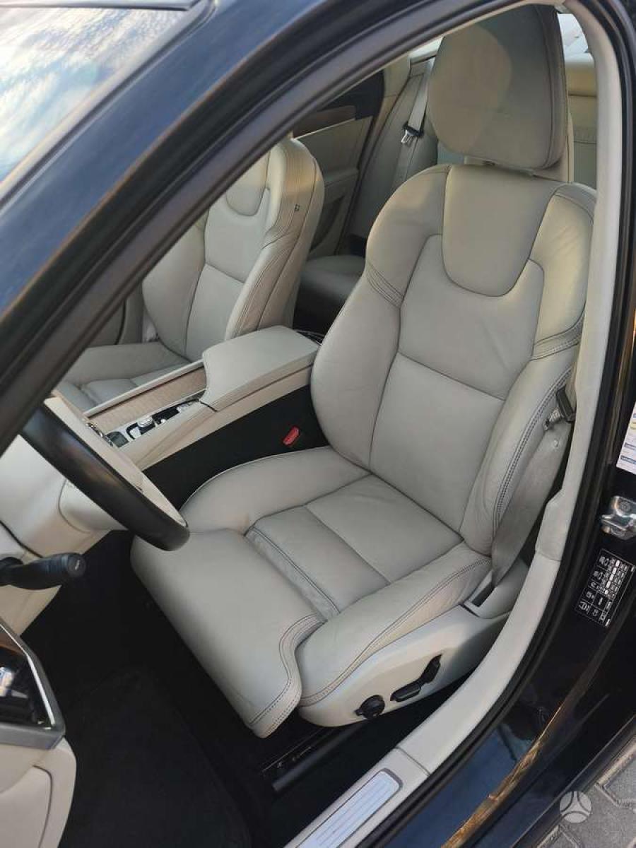 Melns Volvo S90 2016 Viļņa, ar dzinēja tilpumu 2.00 L un nobraukumu 170 tūkst. km par 21000 €, foto 27 vietnē AUTOMOTO.COM.LV