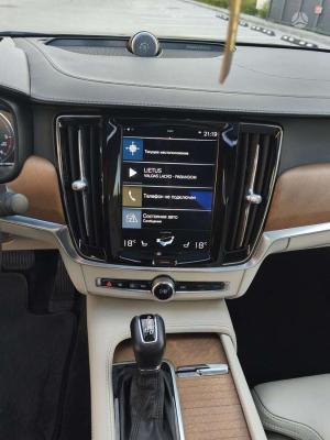 Melns Volvo S90 2016 Viļņa, ar dzinēja tilpumu 2.00 L un nobraukumu 170 tūkst. km par 21000 €, foto 29 vietnē AUTOMOTO.COM.LV