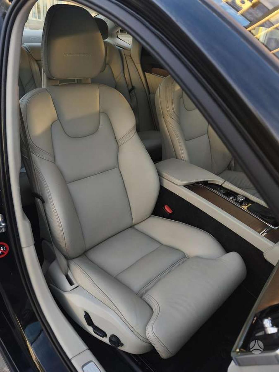 Melns Volvo S90 2016 Viļņa, ar dzinēja tilpumu 2.00 L un nobraukumu 170 tūkst. km par 21000 €, foto 32 vietnē AUTOMOTO.COM.LV