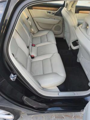 Melns Volvo S90 2016 Viļņa, ar dzinēja tilpumu 2.00 L un nobraukumu 170 tūkst. km par 21000 €, foto 33 vietnē AUTOMOTO.COM.LV