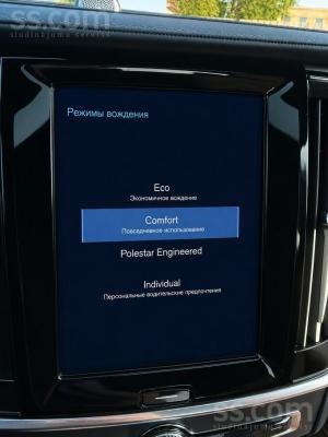 Black Volvo S90 2016 in Riga, with an engine capacity of 2.00 L and mileage of 285 thousand km for 18200 €, photo 27 on AUTOMOTO.COM.LV