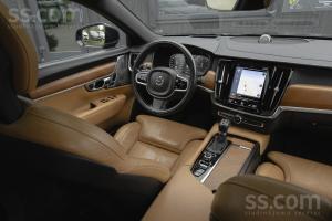 Melns Volvo S90 2016 Jelgava, ar dzinēja tilpumu 2.00 L un nobraukumu 287 tūkst. km par 17900 €, foto 9 vietnē AUTOMOTO.COM.LV