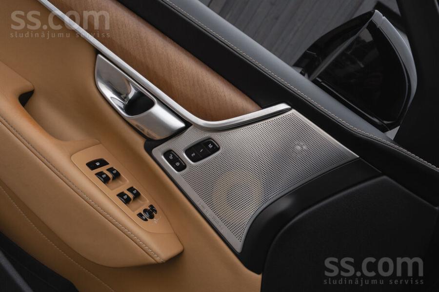 Melns Volvo S90 2016 Jelgava, ar dzinēja tilpumu 2.00 L un nobraukumu 287 tūkst. km par 17900 €, foto 15 vietnē AUTOMOTO.COM.LV
