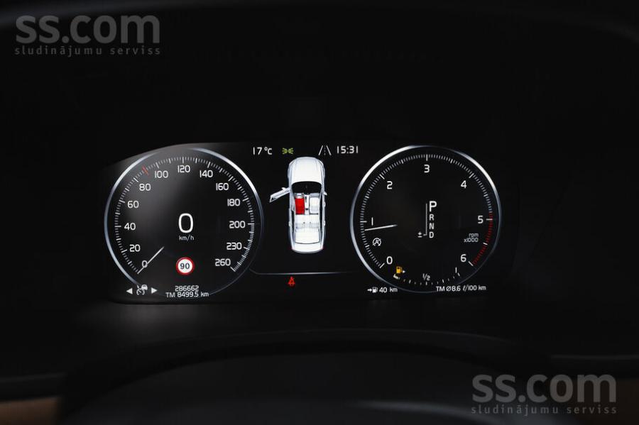 Melns Volvo S90 2016 Jelgava, ar dzinēja tilpumu 2.00 L un nobraukumu 287 tūkst. km par 17900 €, foto 23 vietnē AUTOMOTO.COM.LV