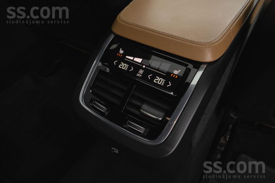 Melns Volvo S90 2016 Jelgava, ar dzinēja tilpumu 2.00 L un nobraukumu 287 tūkst. km par 17900 €, foto 29 vietnē AUTOMOTO.COM.LV