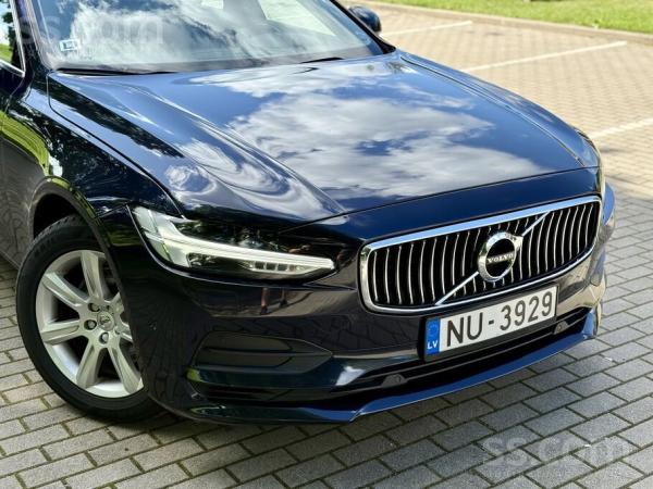 Black Volvo S90 2017 in Rezekne, with an engine capacity of 2.00 L and mileage of 271 thousand km for 12490 €, photo 7 on AUTOMOTO.COM.LV
