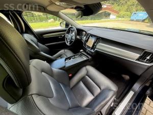 Melns Volvo S90 2017 Rēzekne, ar dzinēja tilpumu 2.00 L un nobraukumu 271 tūkst. km par 12490 €, foto 8 vietnē AUTOMOTO.COM.LV