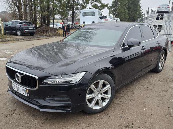 Melns Volvo S90 2017 Tauragė, ar dzinēja tilpumu 2.00 L un nobraukumu 112 tūkst. km par 10500 €, foto 8 vietnē AUTOMOTO.COM.LV