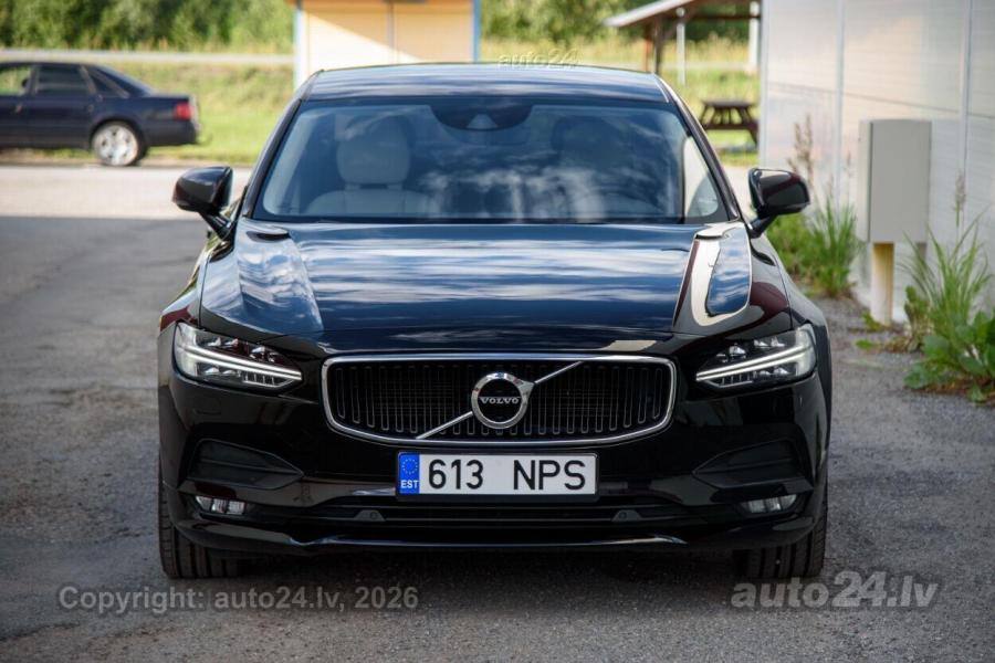 Black Volvo S90 2017 in Parnu, with an engine capacity of 2.00 L and mileage of 268 thousand km for 19900 €, photo 2 on AUTOMOTO.COM.LV